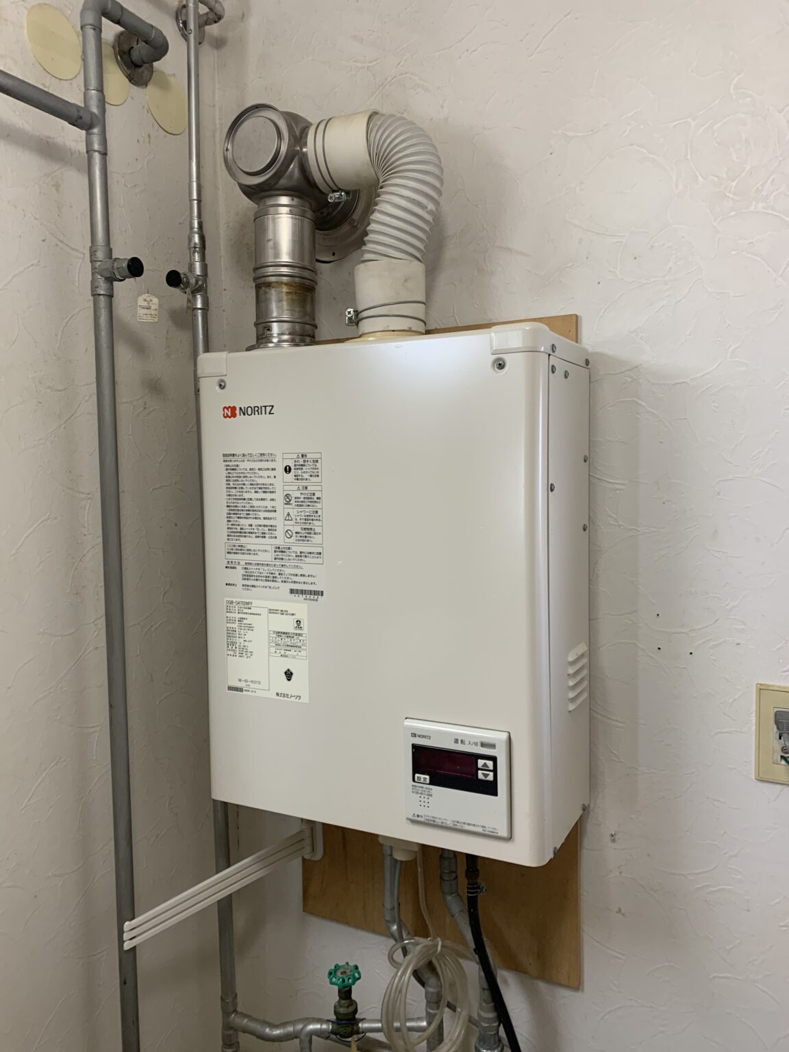 【交換前】ノーリツ OQB－G4702WFF（給湯専用）